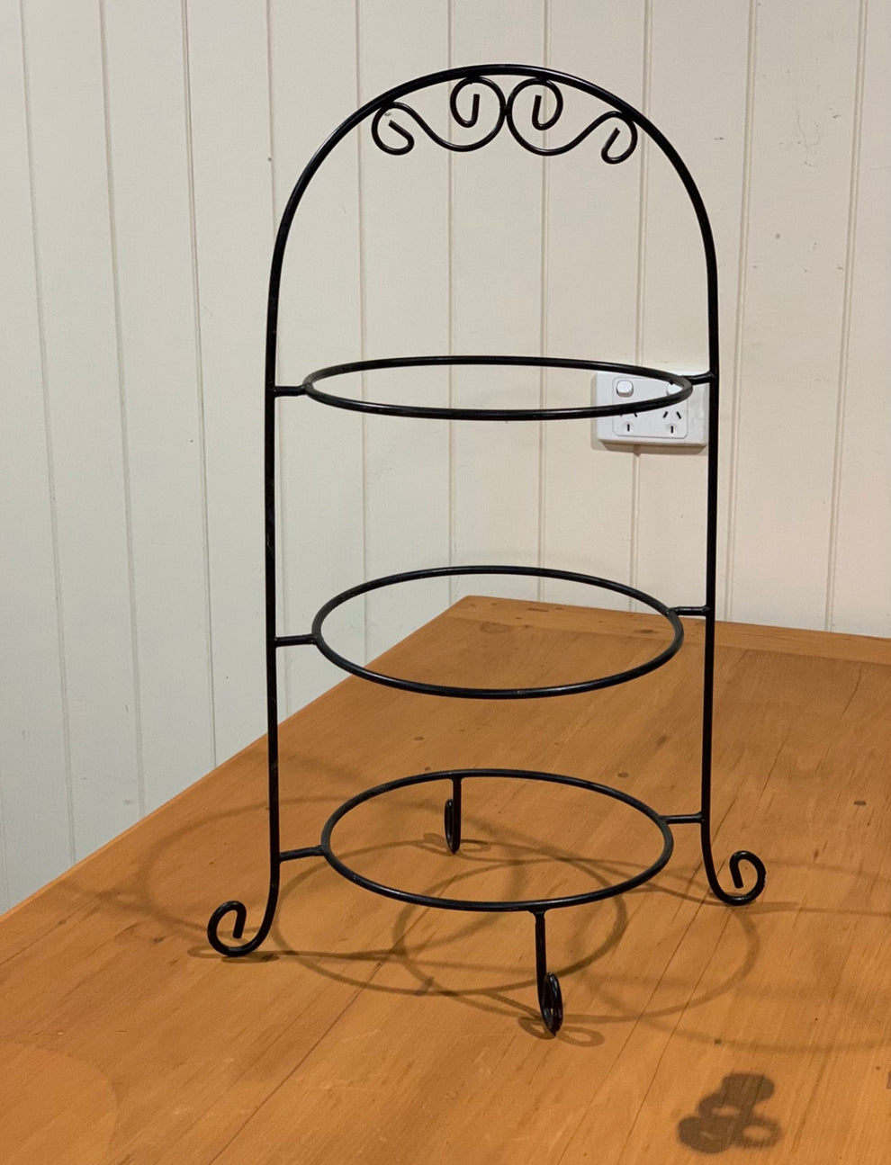 3-Tier Black Metal Plate Stand – rockhampton-vintage-hire