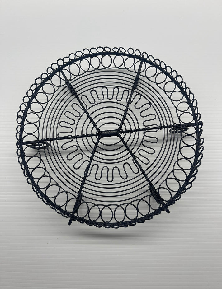 Cake Stand - Round Black Wire Low Med – rockhampton-vintage-hire